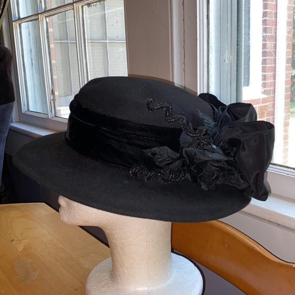 Doeskin | Accessories | Vintage Doeskin Wool Hat With Decor In Good ...